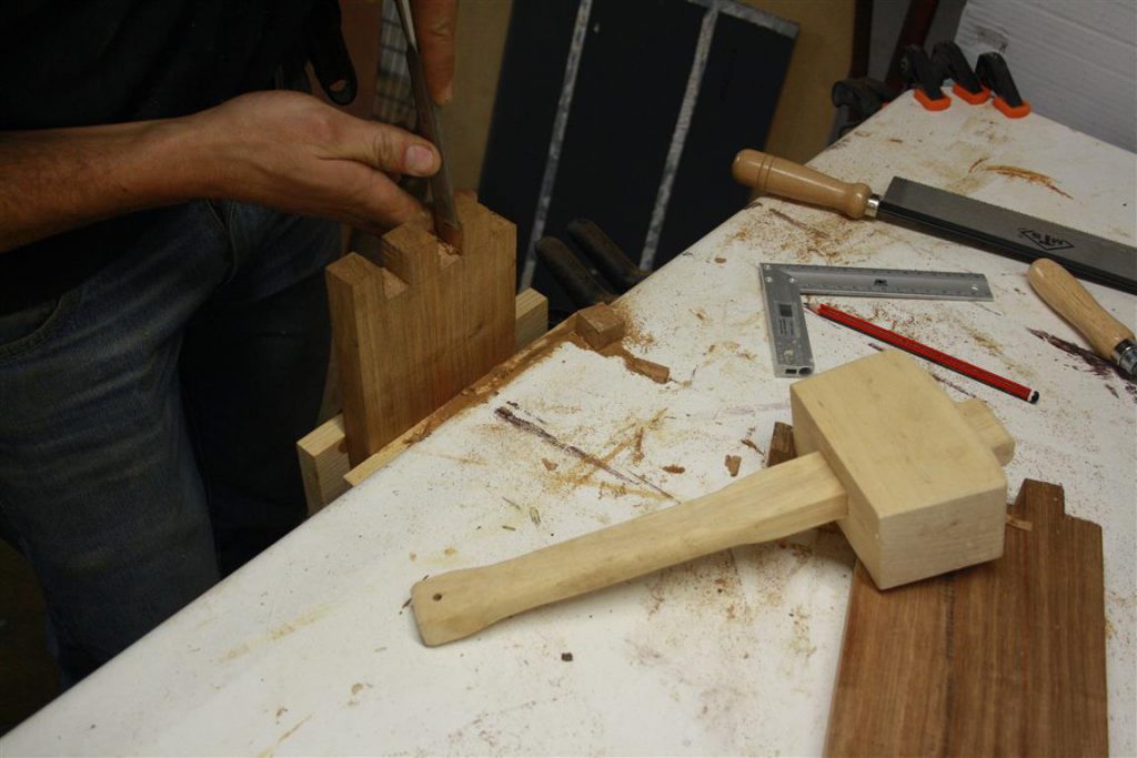 Finger joint chisel work | Woodwork Junkie