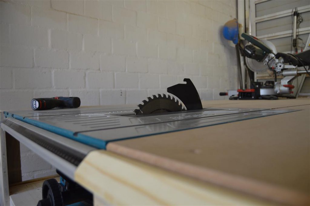 Table Saw Installed To Workbench | All-In-One Woodworking Station ...